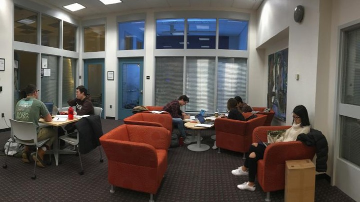 CITL Commons: Room 370 | Library & Technology Services